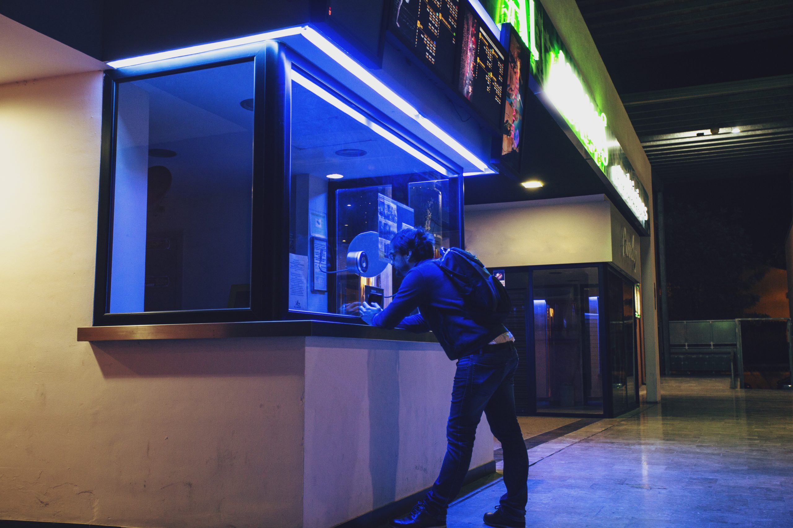 How to Design a Custom LED Sign That Stands Out | LED Lights and Signs ...